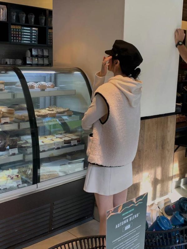 羊羔毛滾邊背心外套 - POCCA STUDIO