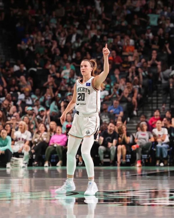 Nike Sabrina 2 “Conductor” 藍白 湖水藍 WNBA 莎賓娜 氣墊低筒 簽名實戰籃球鞋 - 大師級精品玩具 ...